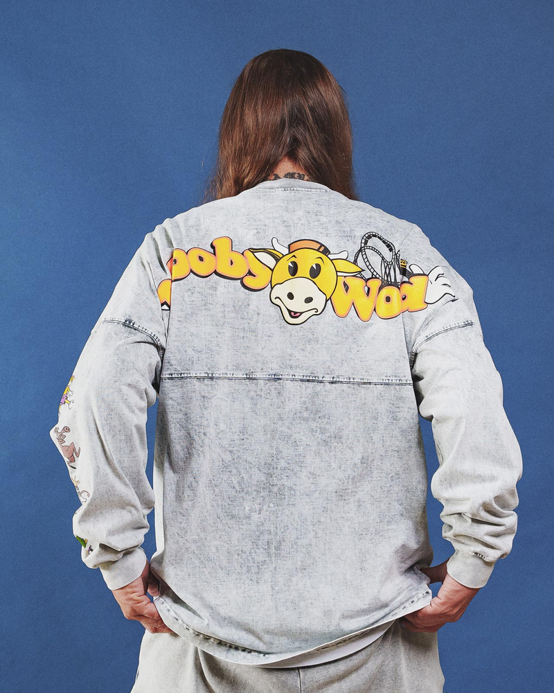 "Mooby World" - KEVIN SMITH × SPIRIT JERSEY® SUPIMA CREW NECK – Jay and ...